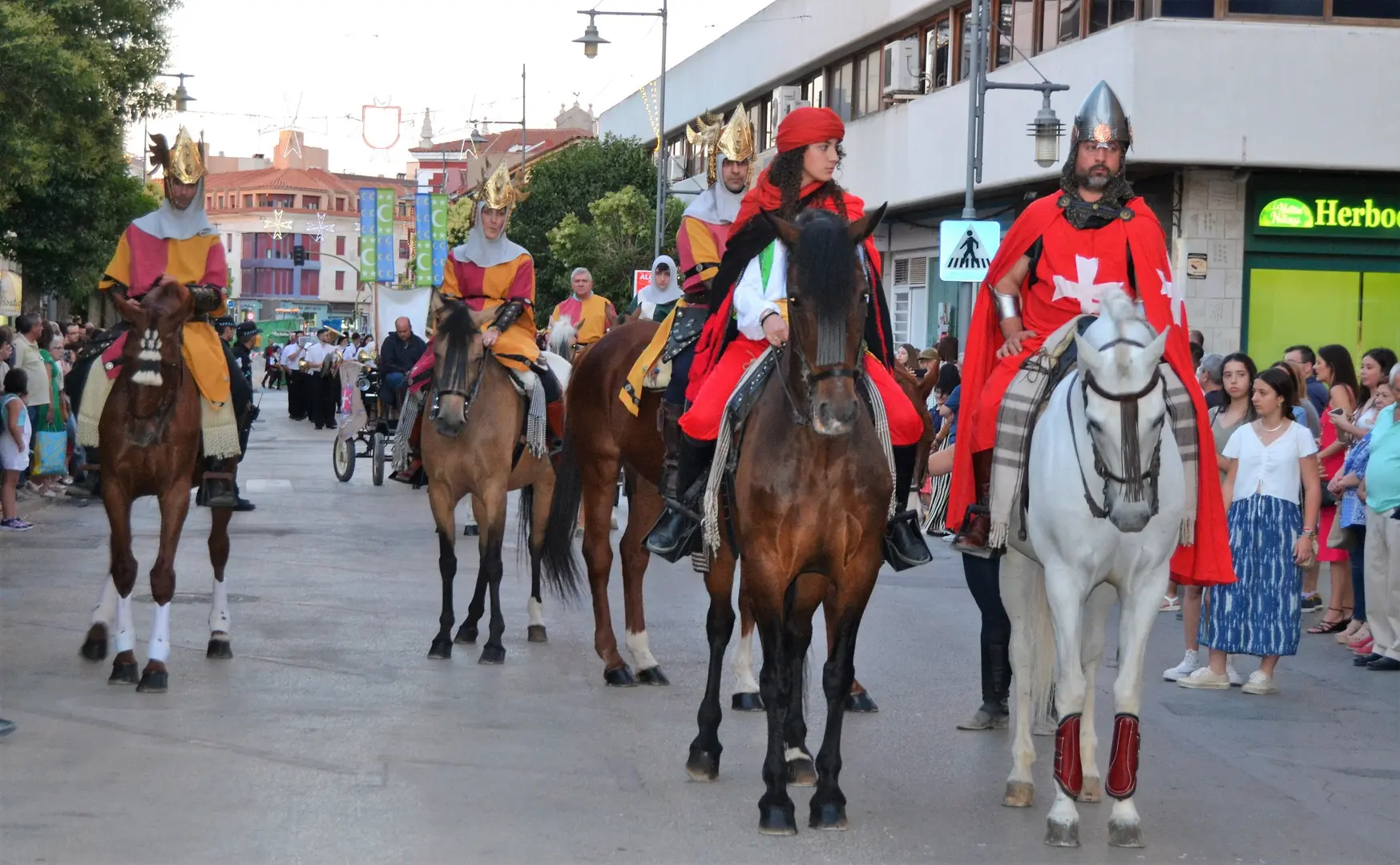 Moros y Cristianos de Alcázar de San Juan | Web oficial de Turismo de ...